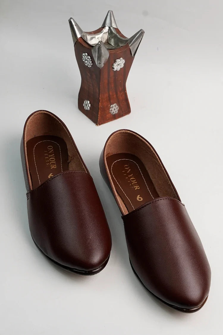 On Your Feets - Men Nagra - Zameer Classic Brown – Raja Sahib Intl